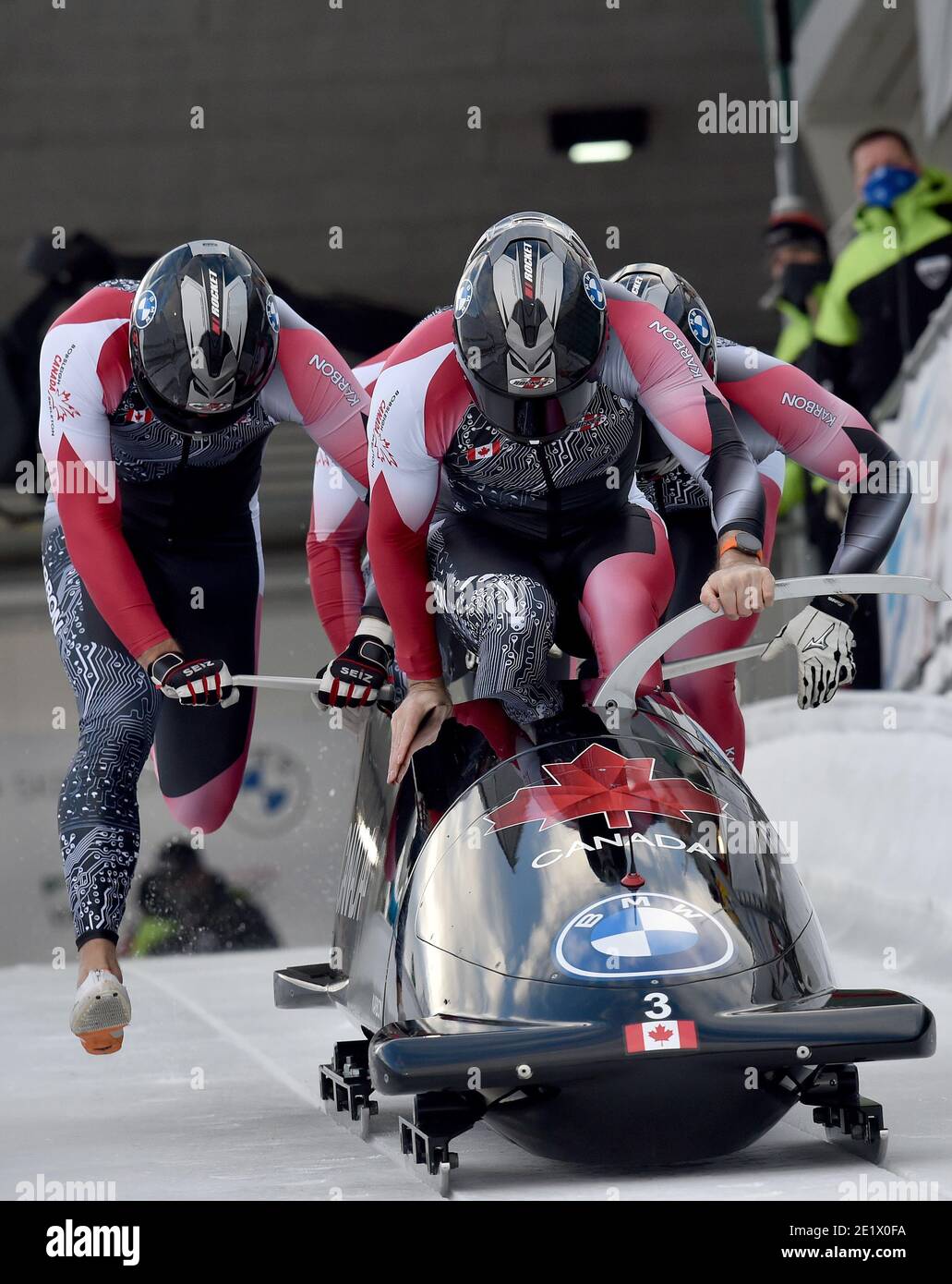 10 January 2021, North Rhine-Westphalia, Winterberg: Bobsleigh: World ...