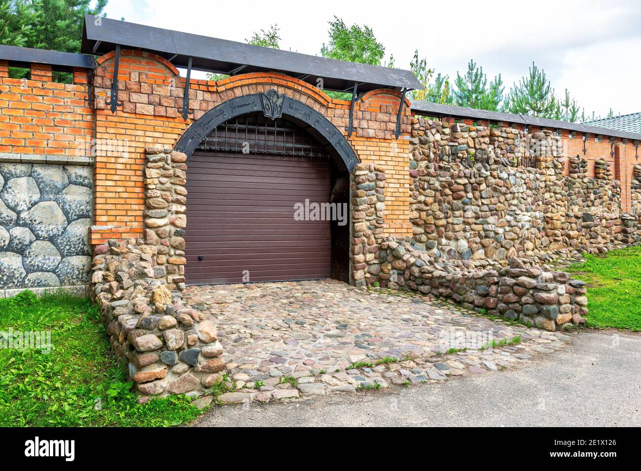 Big stone structure on big wall hi-res stock photography and images - Alamy
