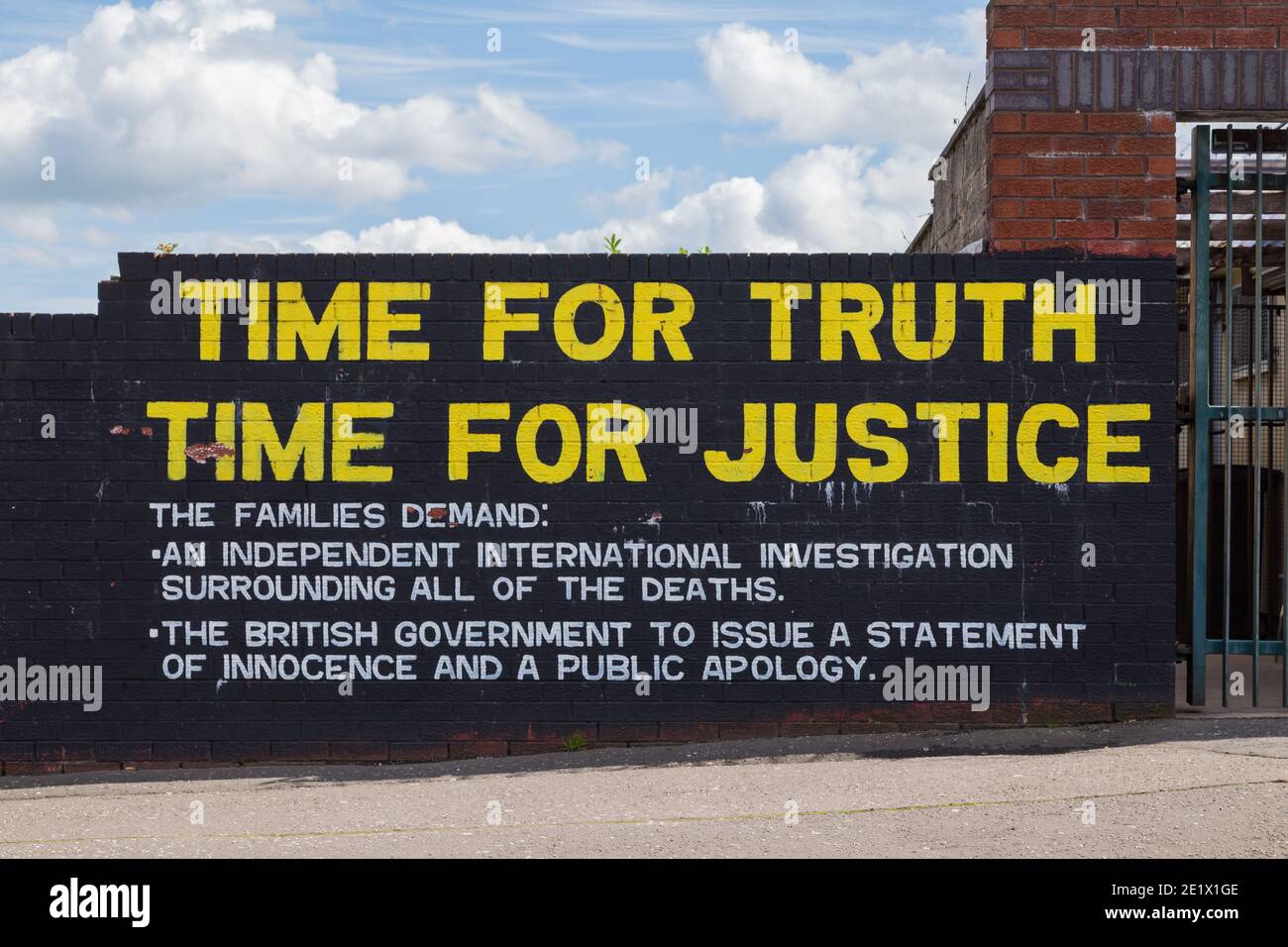Political propaganda in the walls of Belfast, Northern Ireland Stock ...