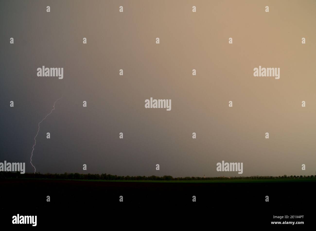 Strong single hi-res stock photography and images - Alamy