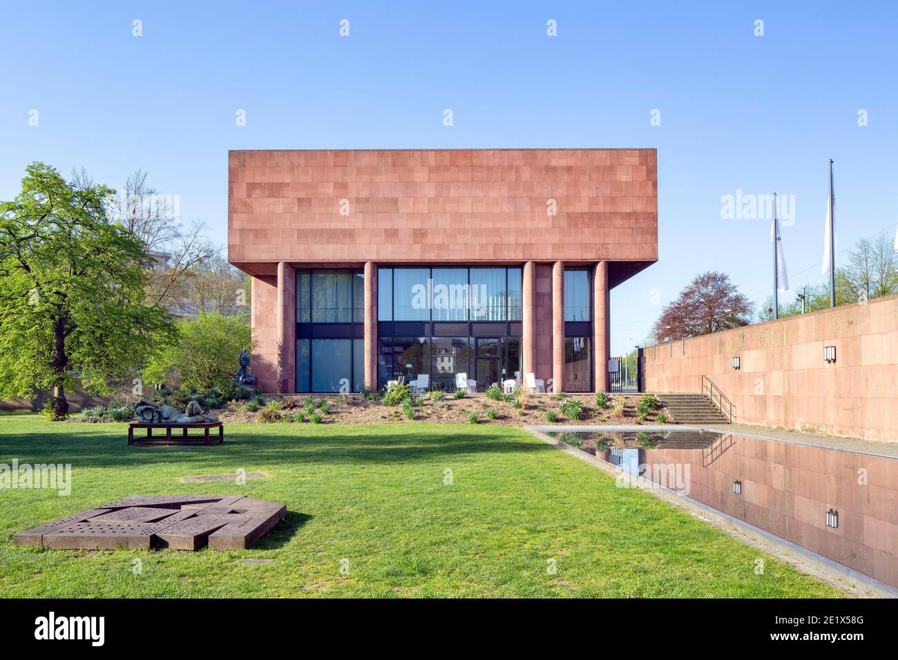 Bielefelder Kunsthalle, architect Philip Johnson, sculpture garden ...