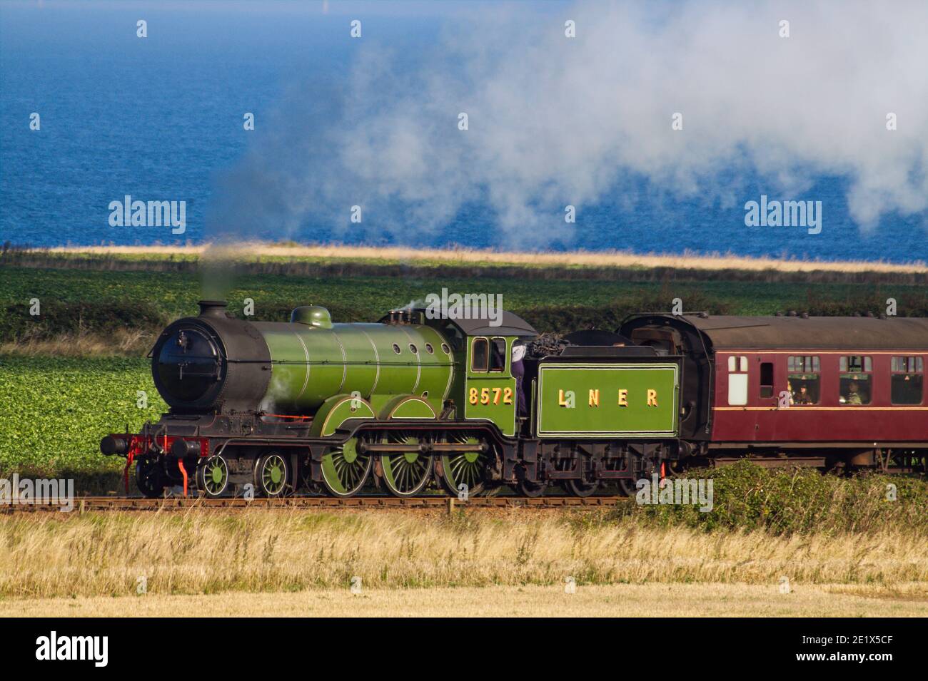 Lner b12 hi-res stock photography and images - Alamy