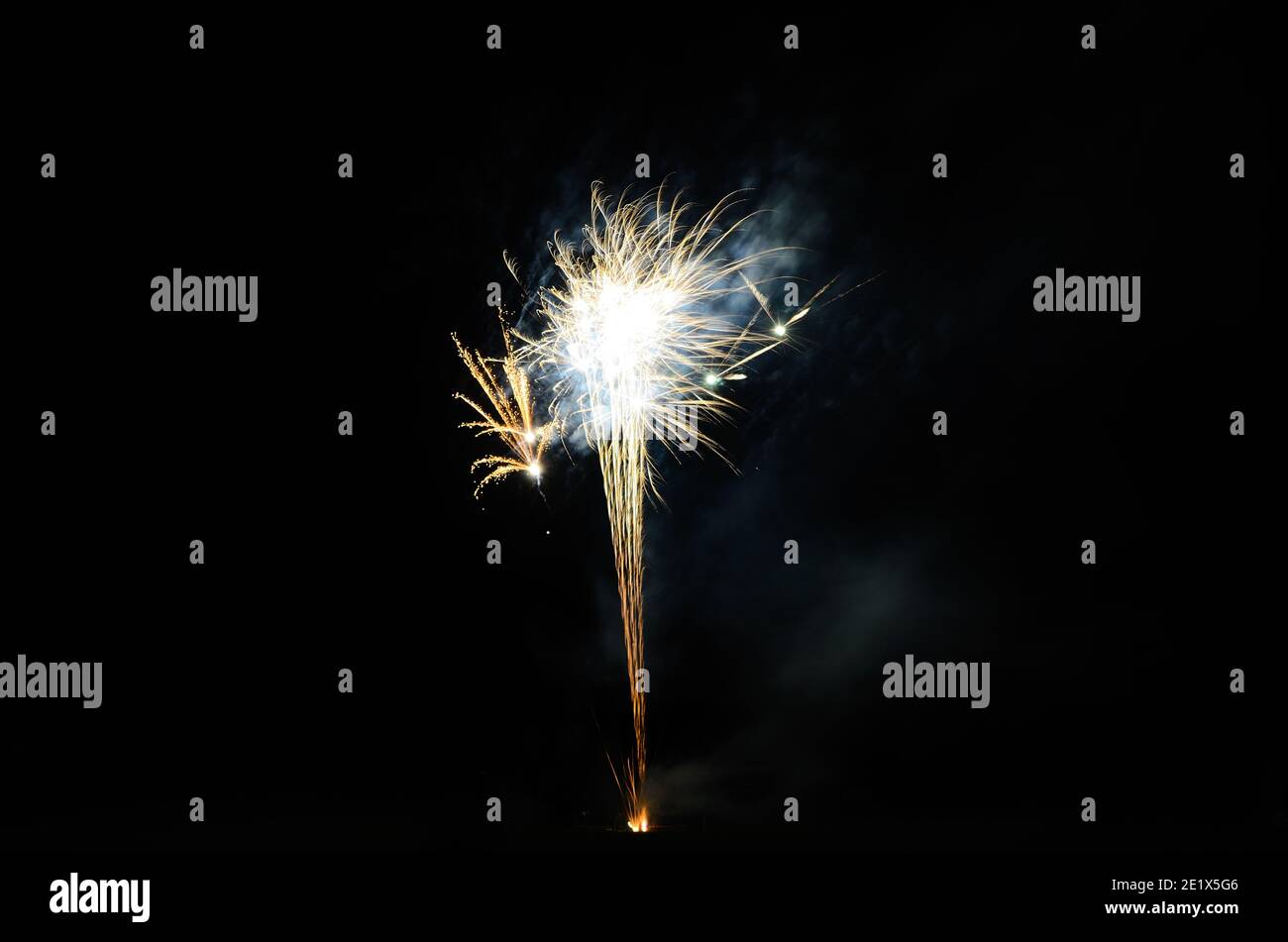 Night fireworks in small hi-res stock photography and images - Alamy