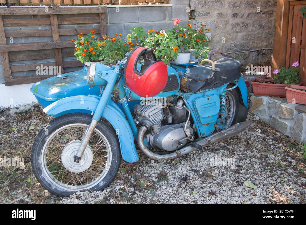 Soviet motorcycle hi-res stock photography and images - Alamy