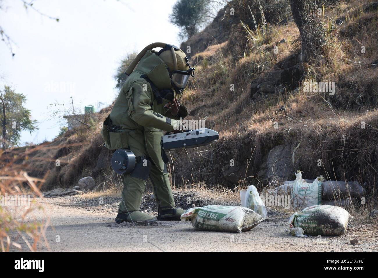Improvised explosive device ied hi-res stock photography and images - Alamy