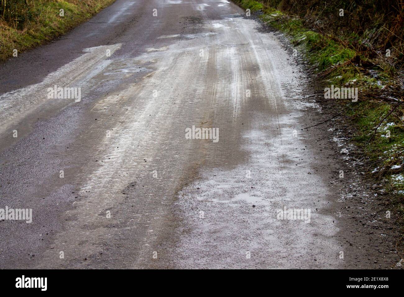 Frozen surface runoff hi-res stock photography and images - Alamy