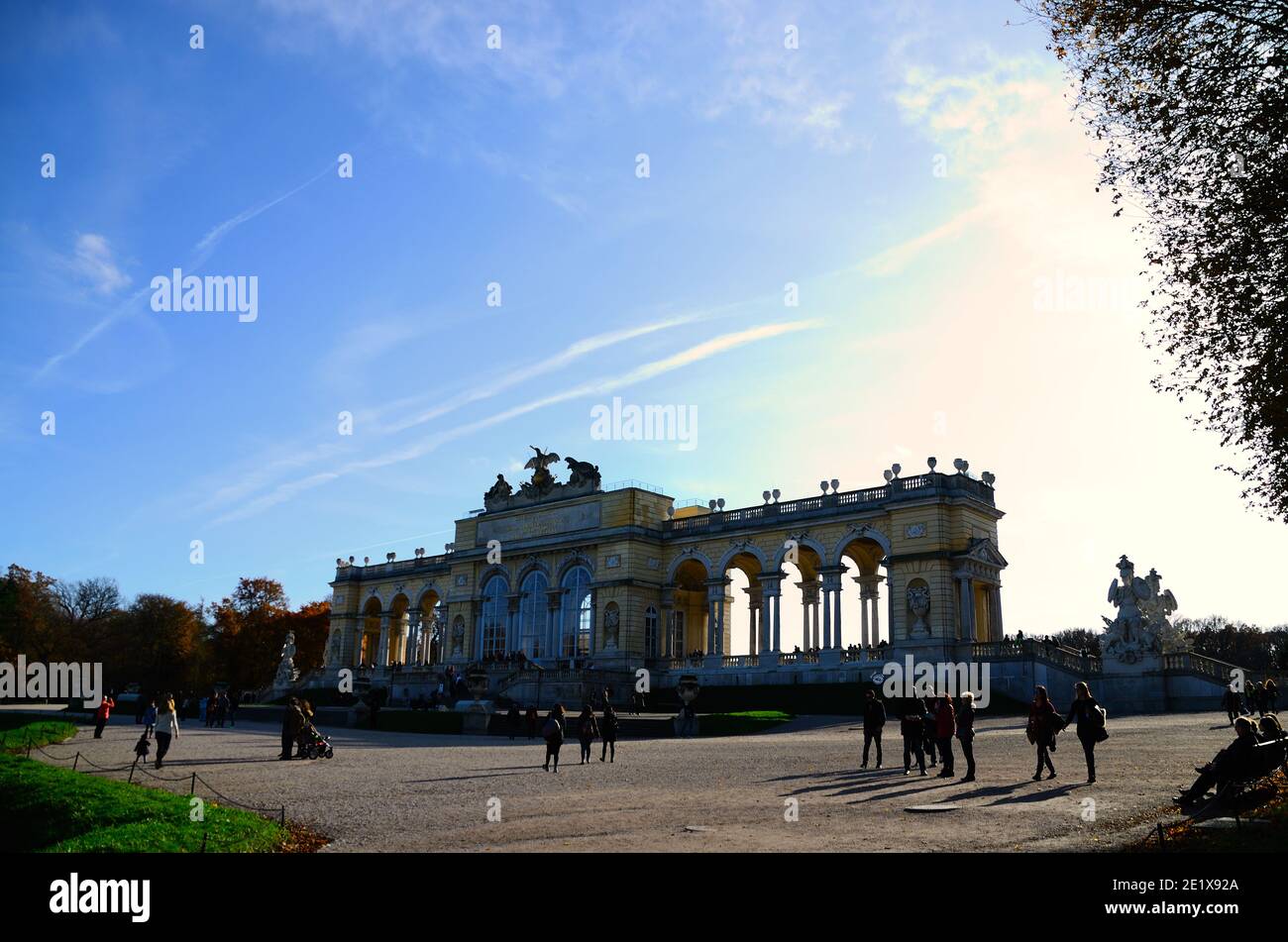 Complete view hi-res stock photography and images - Alamy