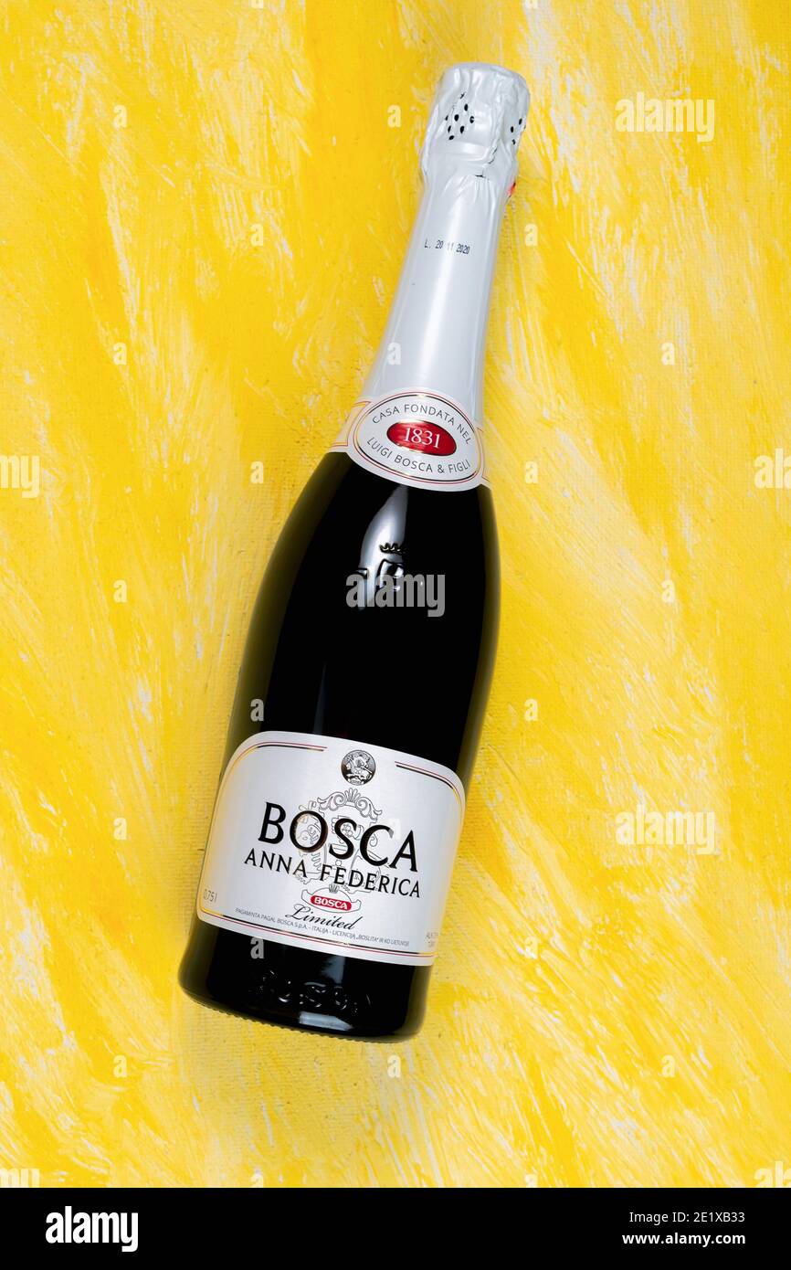 Bosca wine bottle hi-res stock photography and images - Alamy