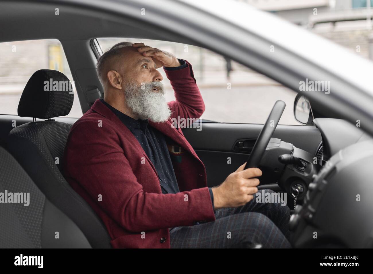 Troubles driving hi-res stock photography and images - Alamy