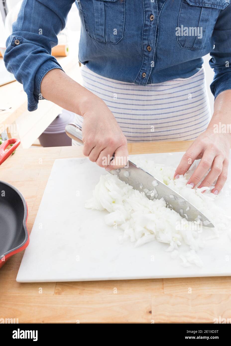 Sharpen knife hi-res stock photography and images - Alamy