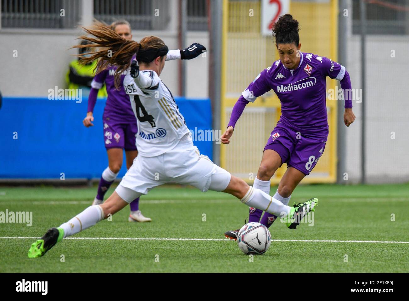 Claudia Neto (Fiorentina) and Sofie Pedersen (Juventus) during Final ...