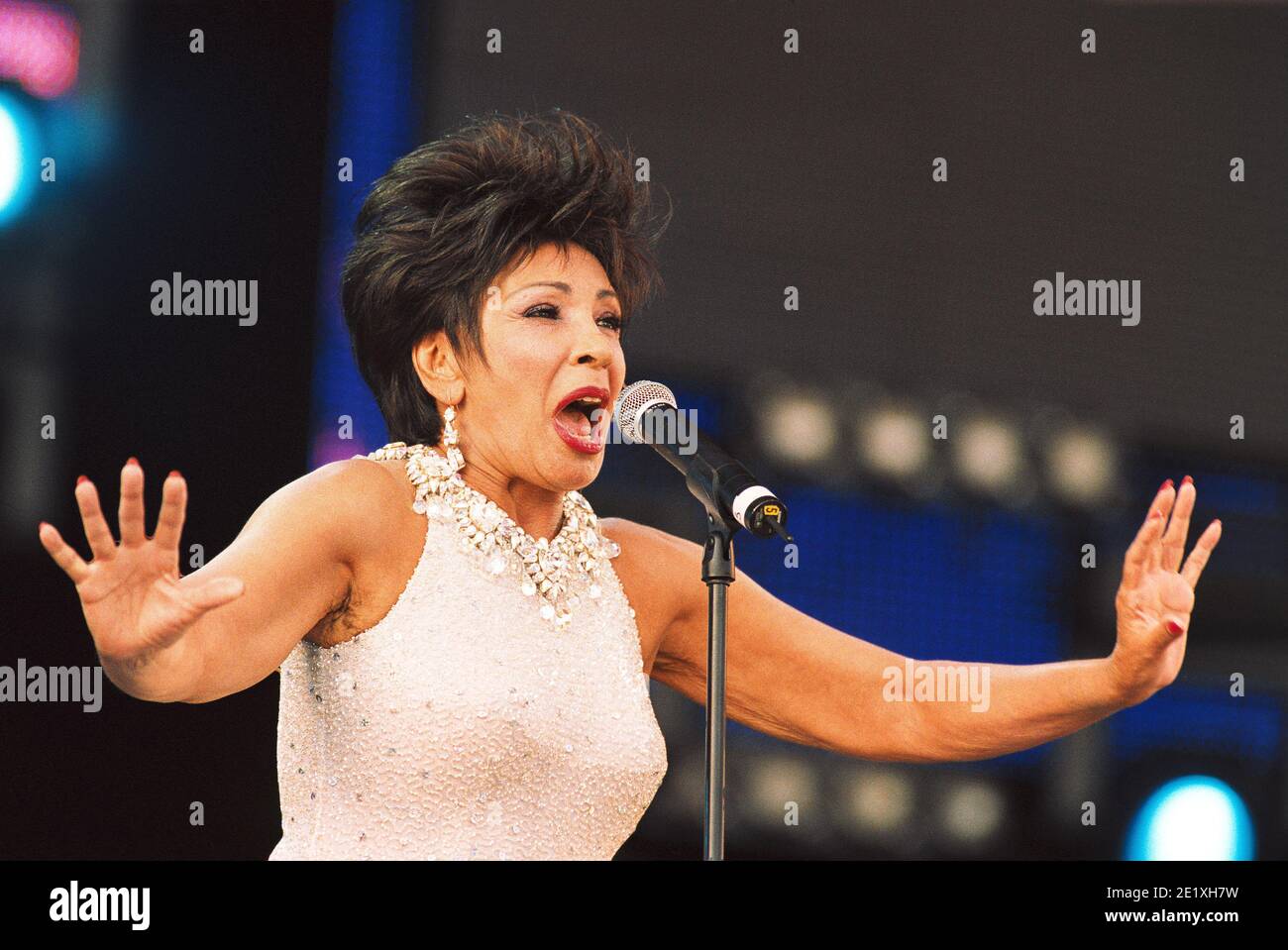 Shirley Bassey on stage at The Safeway Picnic In The Park 2002, held in ...