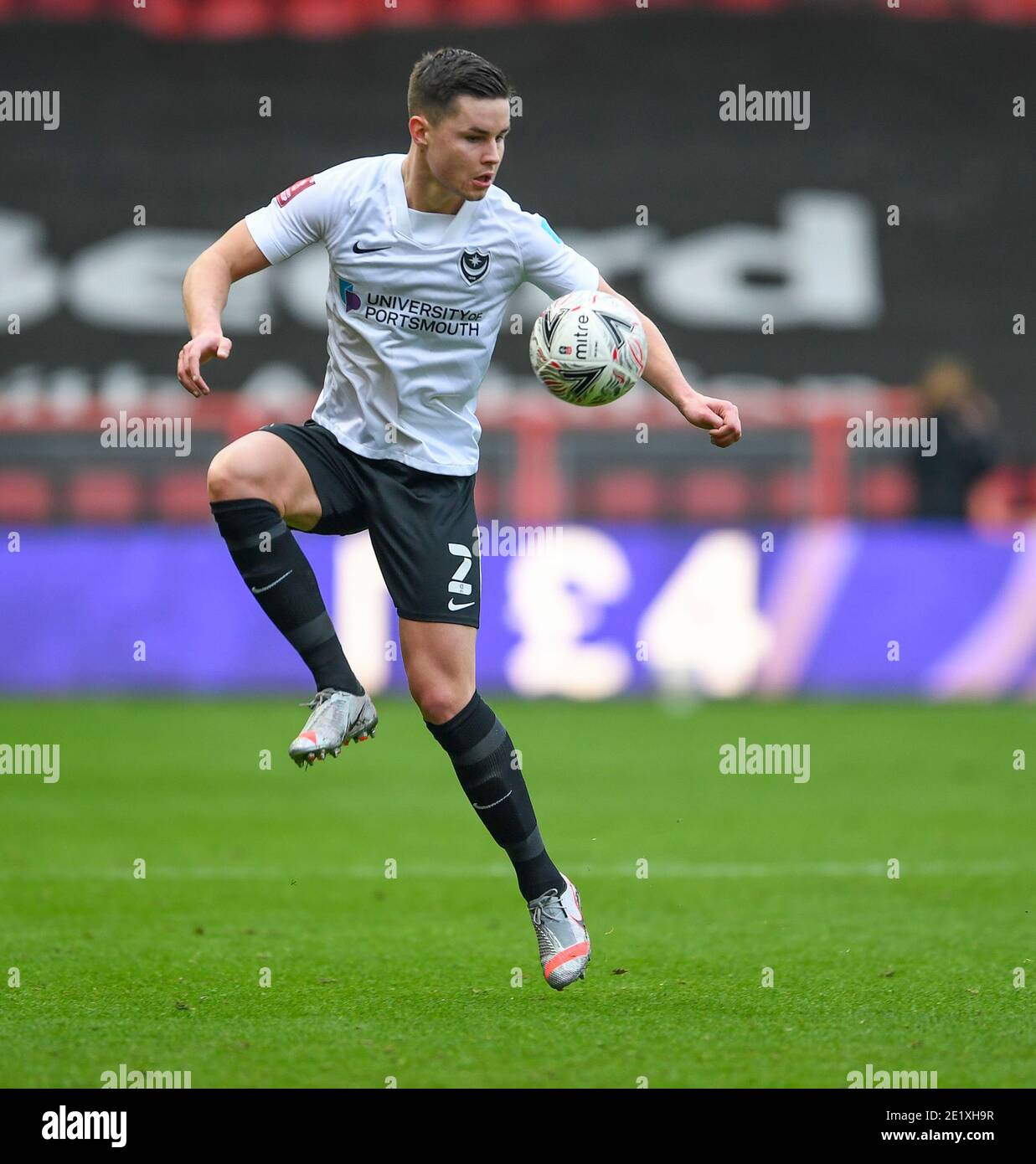 Portsmouth fa cup 2021 hi-res stock photography and images - Alamy