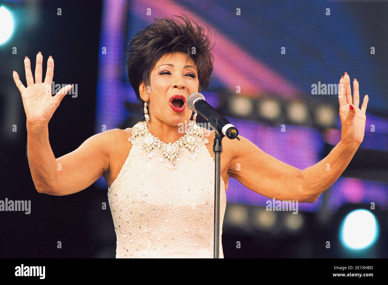 Shirley Bassey on stage at The Safeway Picnic In The Park 2002, held in ...