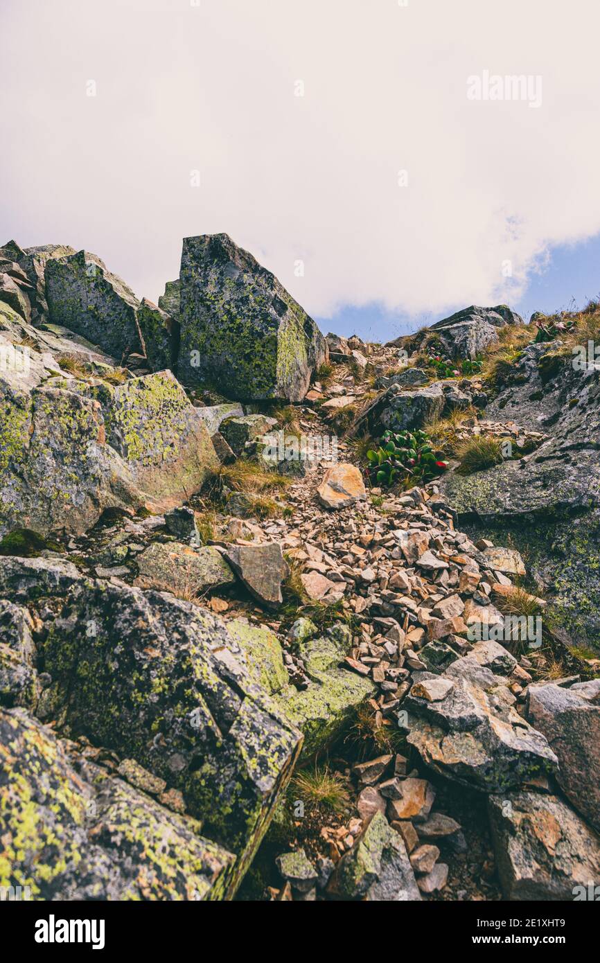 High rock range hi-res stock photography and images - Alamy