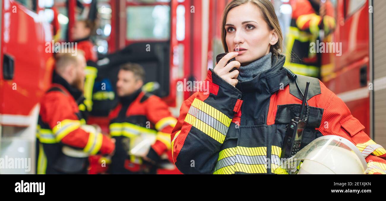 Firewoman hi-res stock photography and images - Alamy