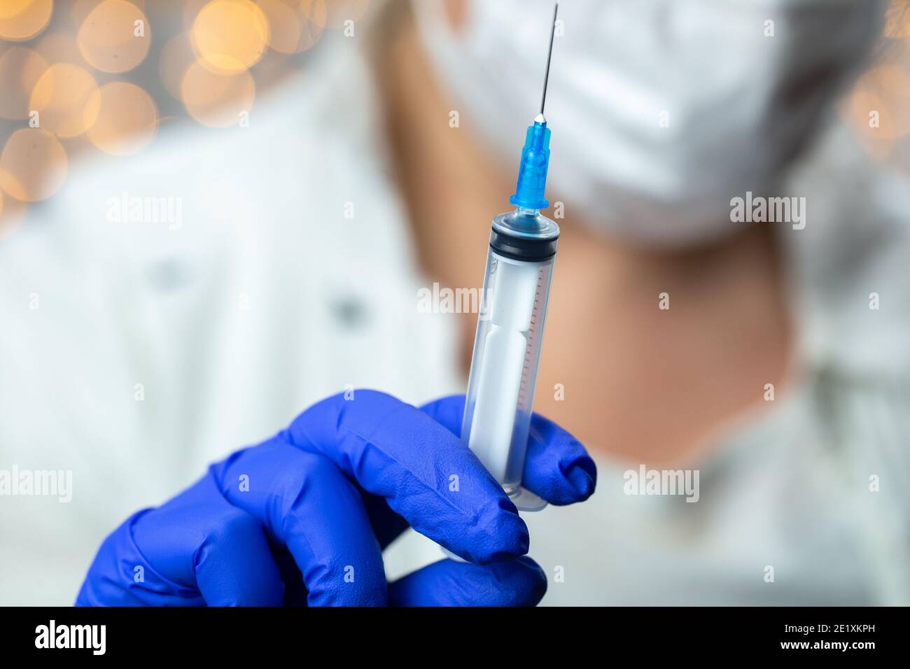 Baby intramuscular injection hi-res stock photography and images - Alamy