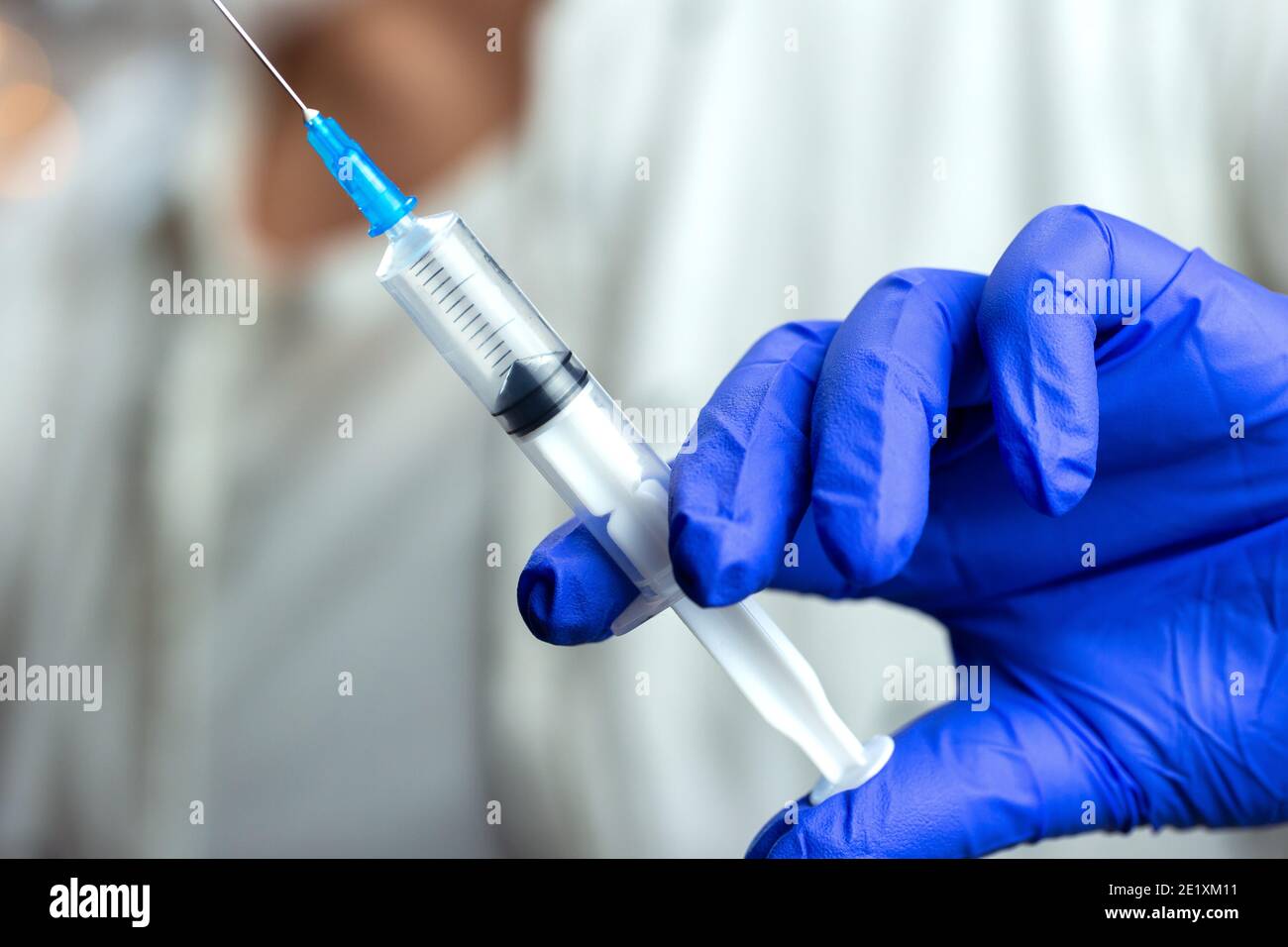 Baby intramuscular injection hi-res stock photography and images - Alamy