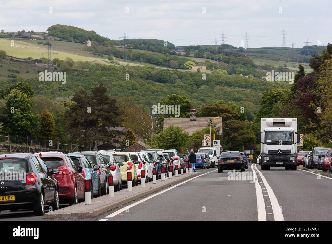 Langsett, UK - May 16 2020: Parking areas and lay-bys fill up at ...