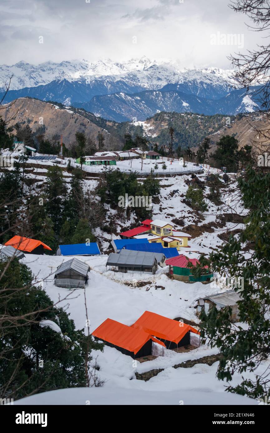 A little glimpse of the place chopta in uttarakhand with snow covered ...
