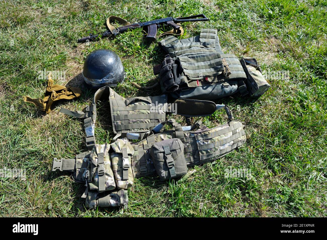 Rifle helmets hi-res stock photography and images - Alamy