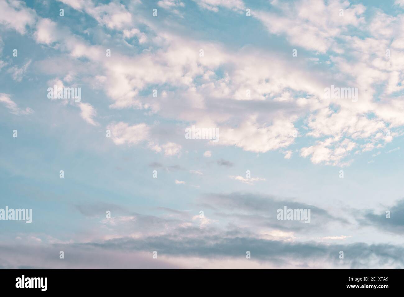 Cloud texture hi-res stock photography and images - Alamy