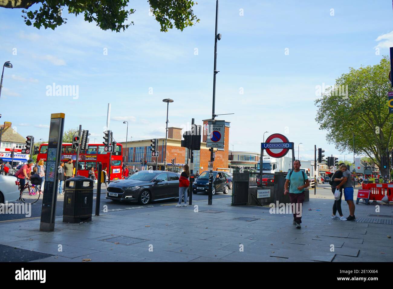 The junction between Turnpike Lane and Green Lanes in Wood Green ...