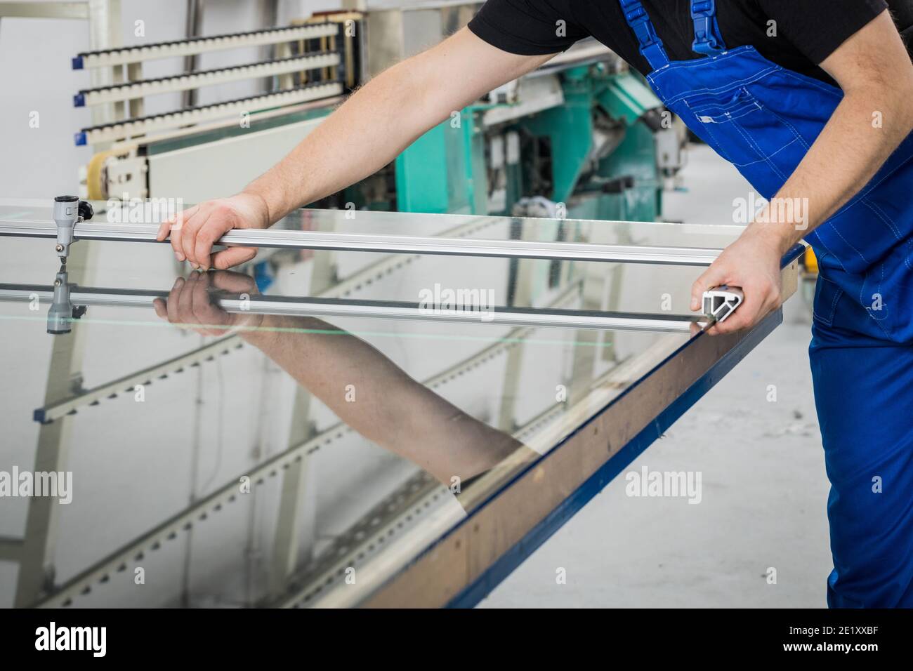 Glaziers hi-res stock photography and images - Alamy