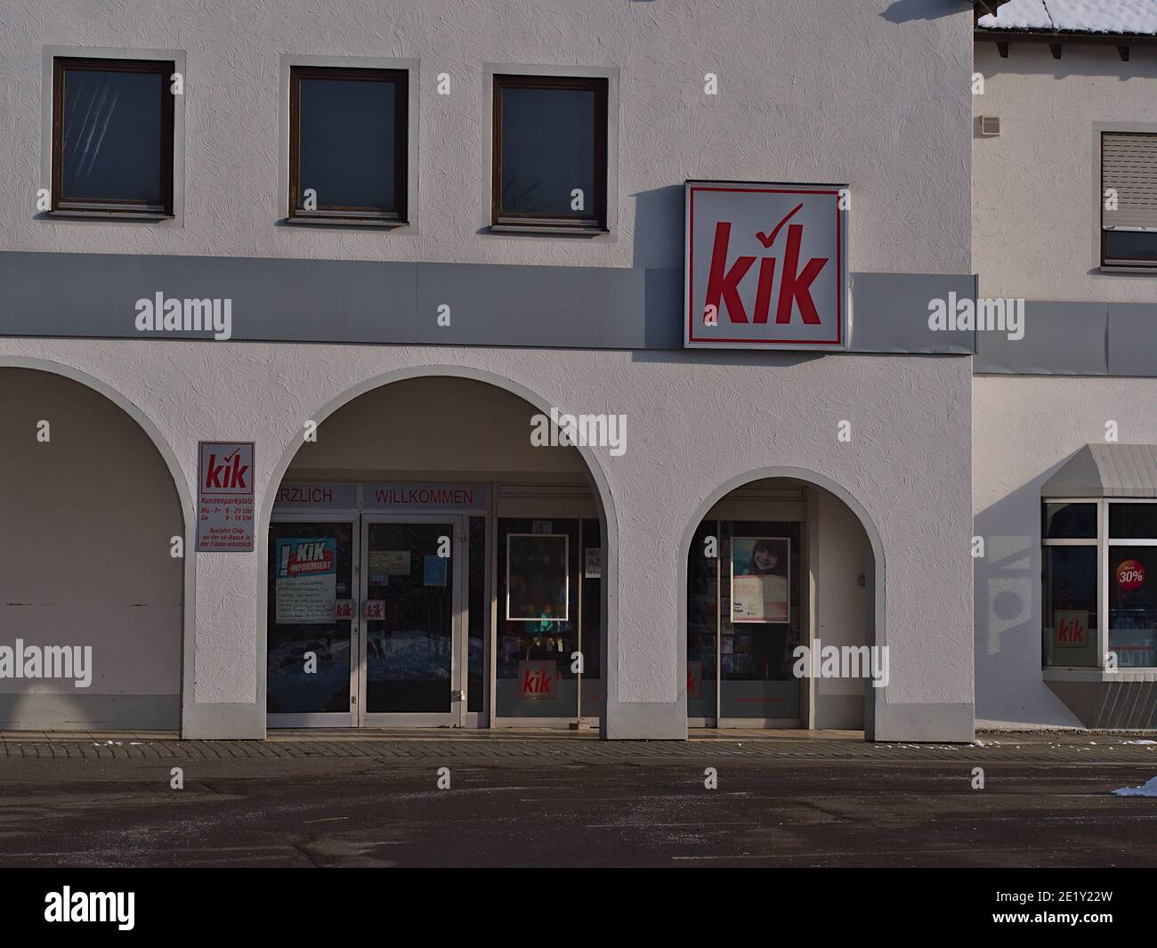 Entrance front sign logo hi-res stock photography and images - Alamy