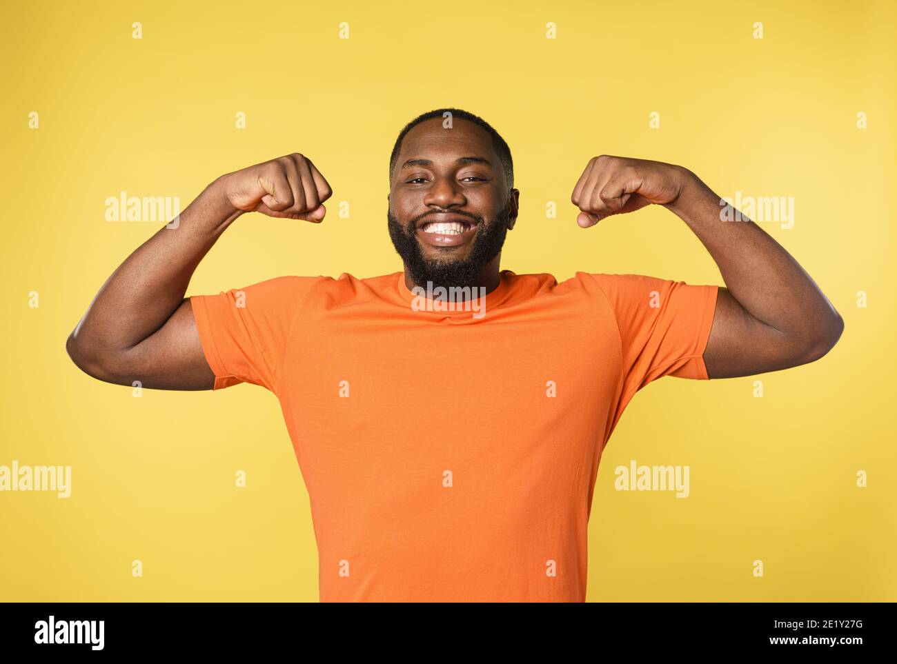 Black muscle man hi-res stock photography and images - Alamy