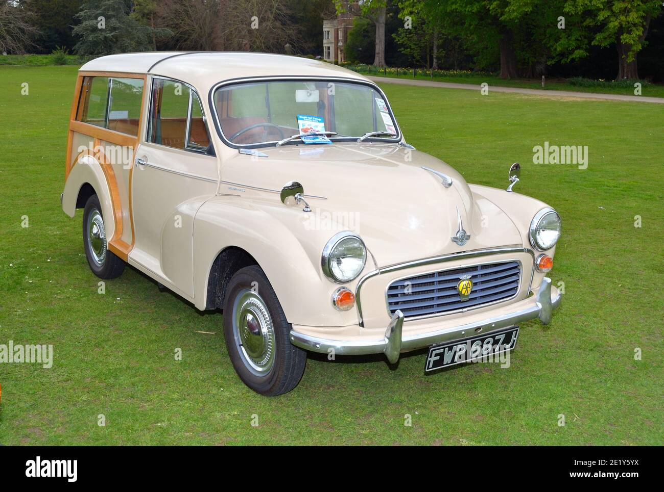 A cream coloured Classic Morris Traveller motor car Stock Photo - Alamy