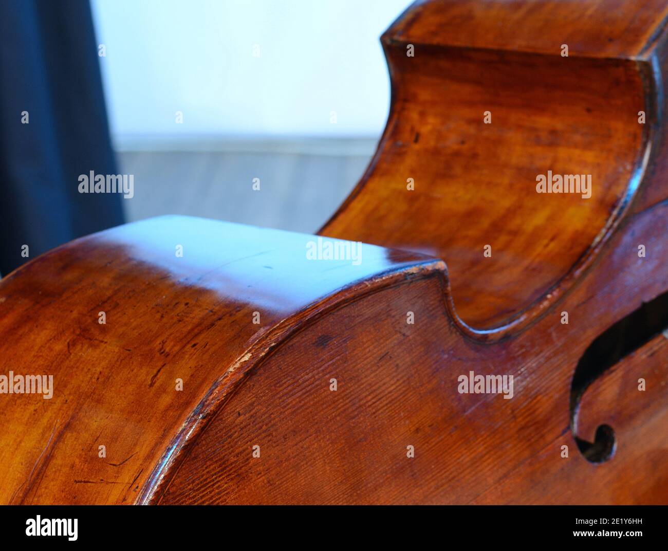 Detail of cello on the stage Stock Photo - Alamy
