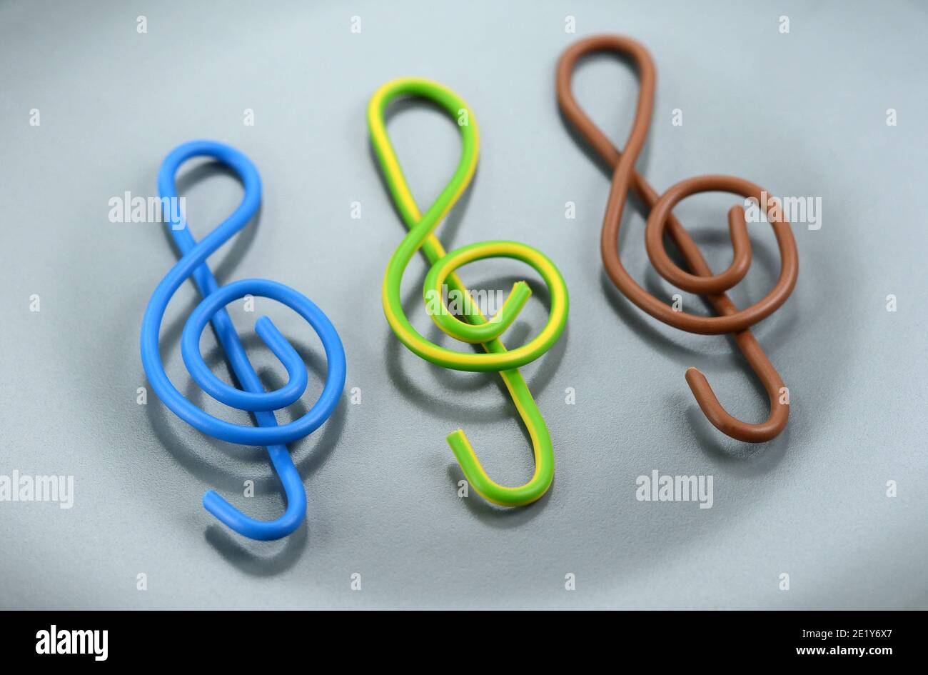 G clef made from isolated electric wire. Treble clef Stock Photo - Alamy