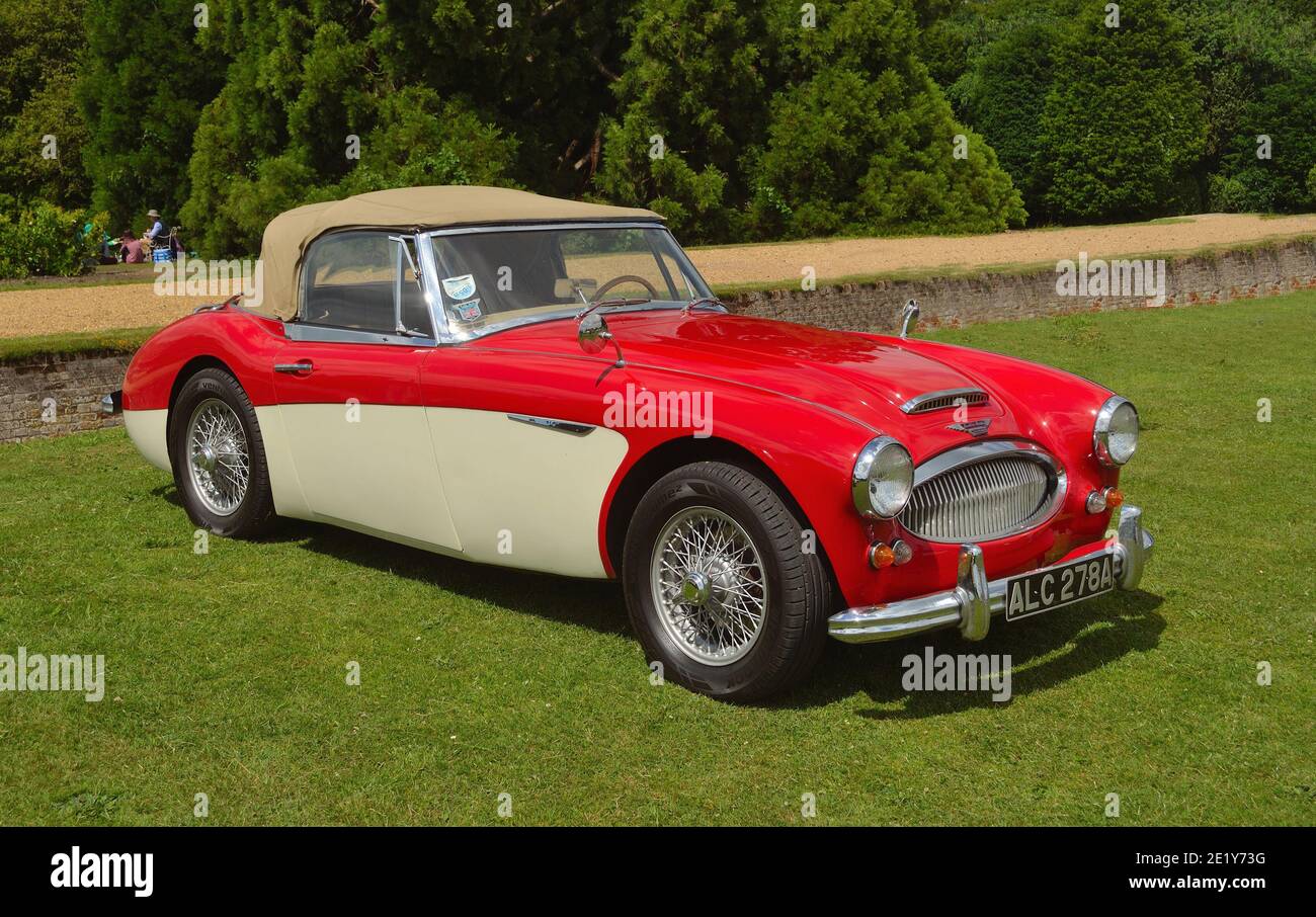 Austin healey 3000 mk 2 hi-res stock photography and images - Alamy