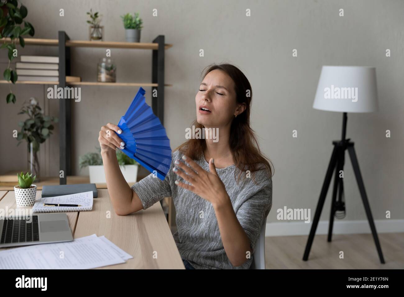 Wave your hand hi-res stock photography and images - Alamy