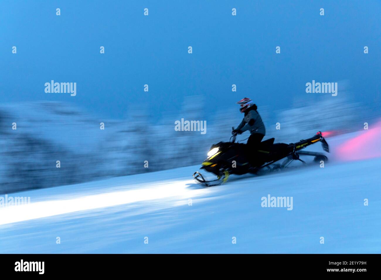 Motor sledge hi-res stock photography and images - Alamy