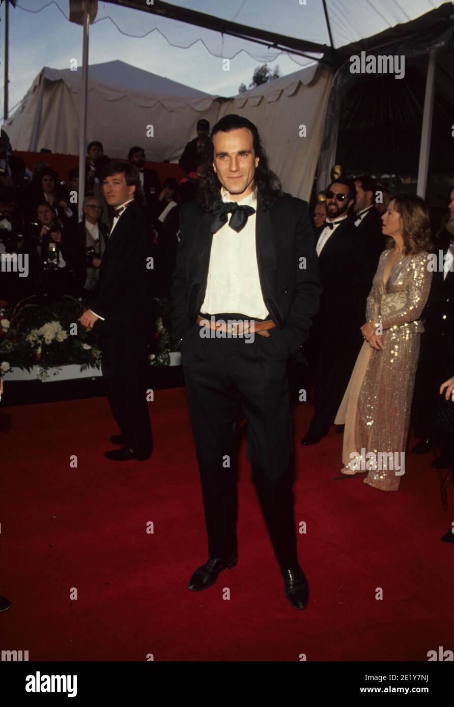 DANIEL DAY LEWIS at Oscar Academy Awards 1991 l1289 Credit: Ralph ...