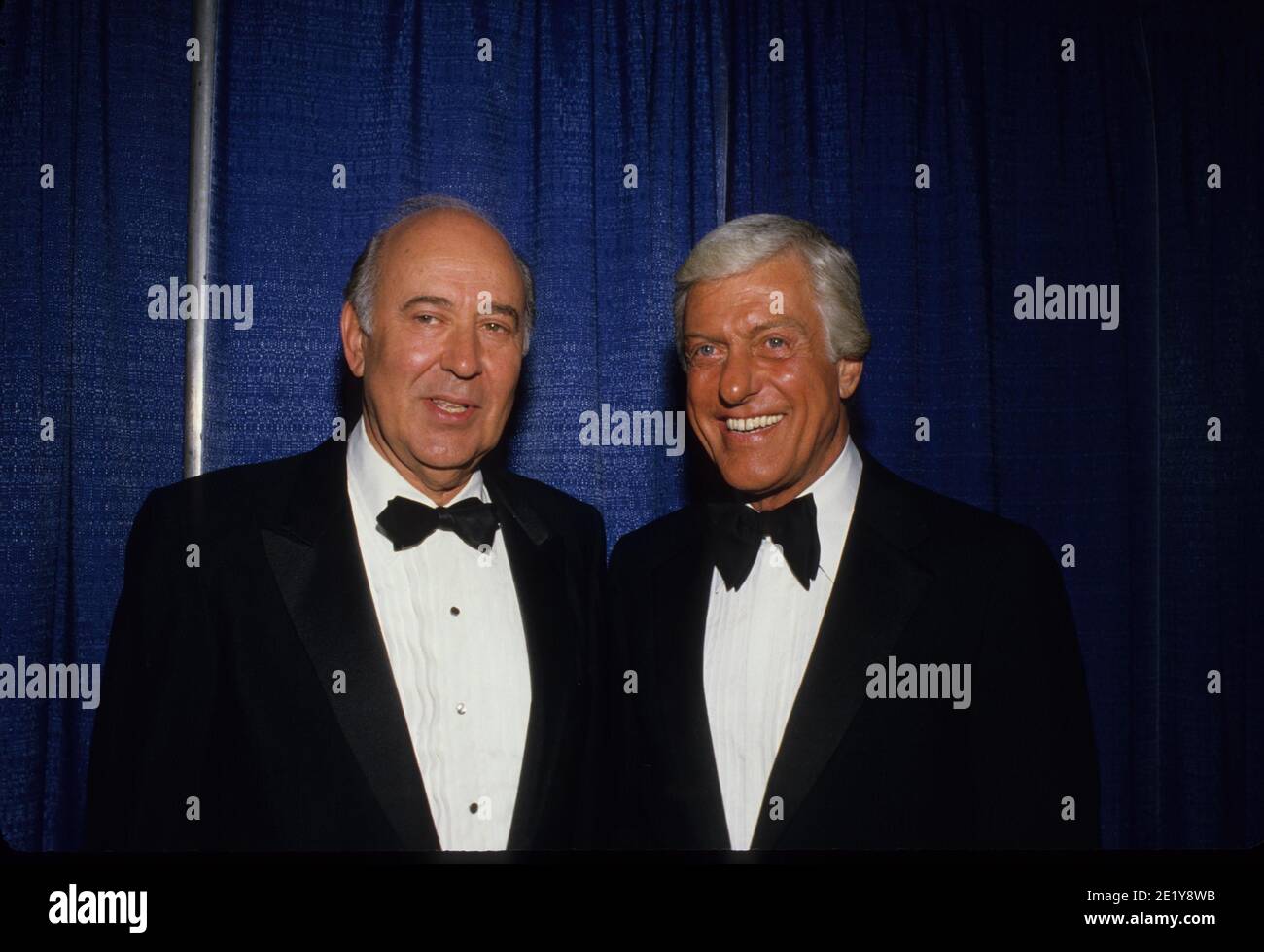 DICK VAN DYKE with Carl Reiner f2405 Credit: Ralph Dominguez/MediaPunch ...
