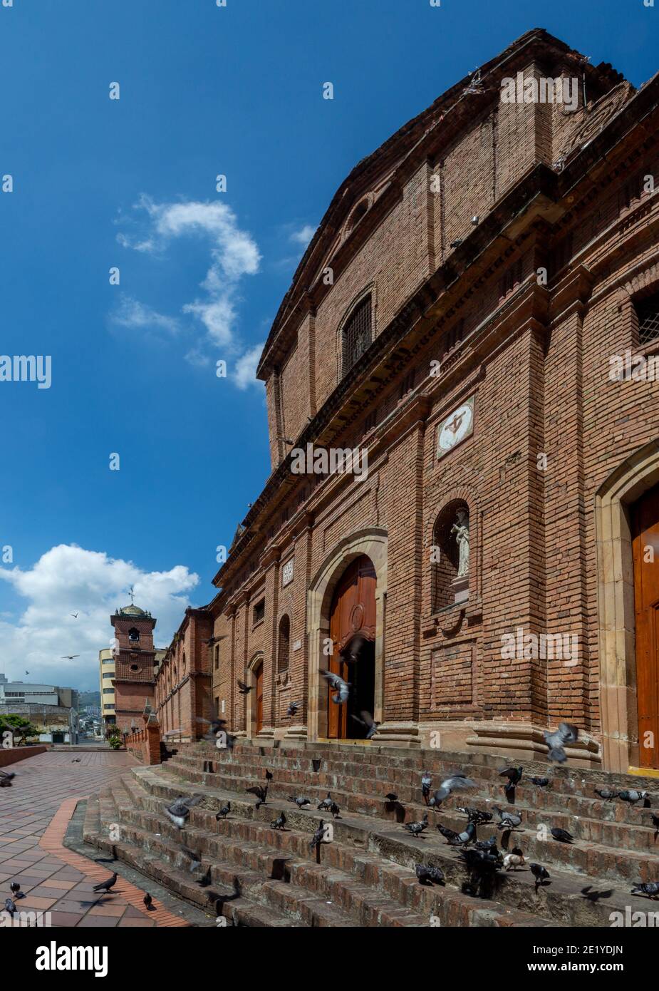 Religious architecture in cali hi-res stock photography and images - Alamy