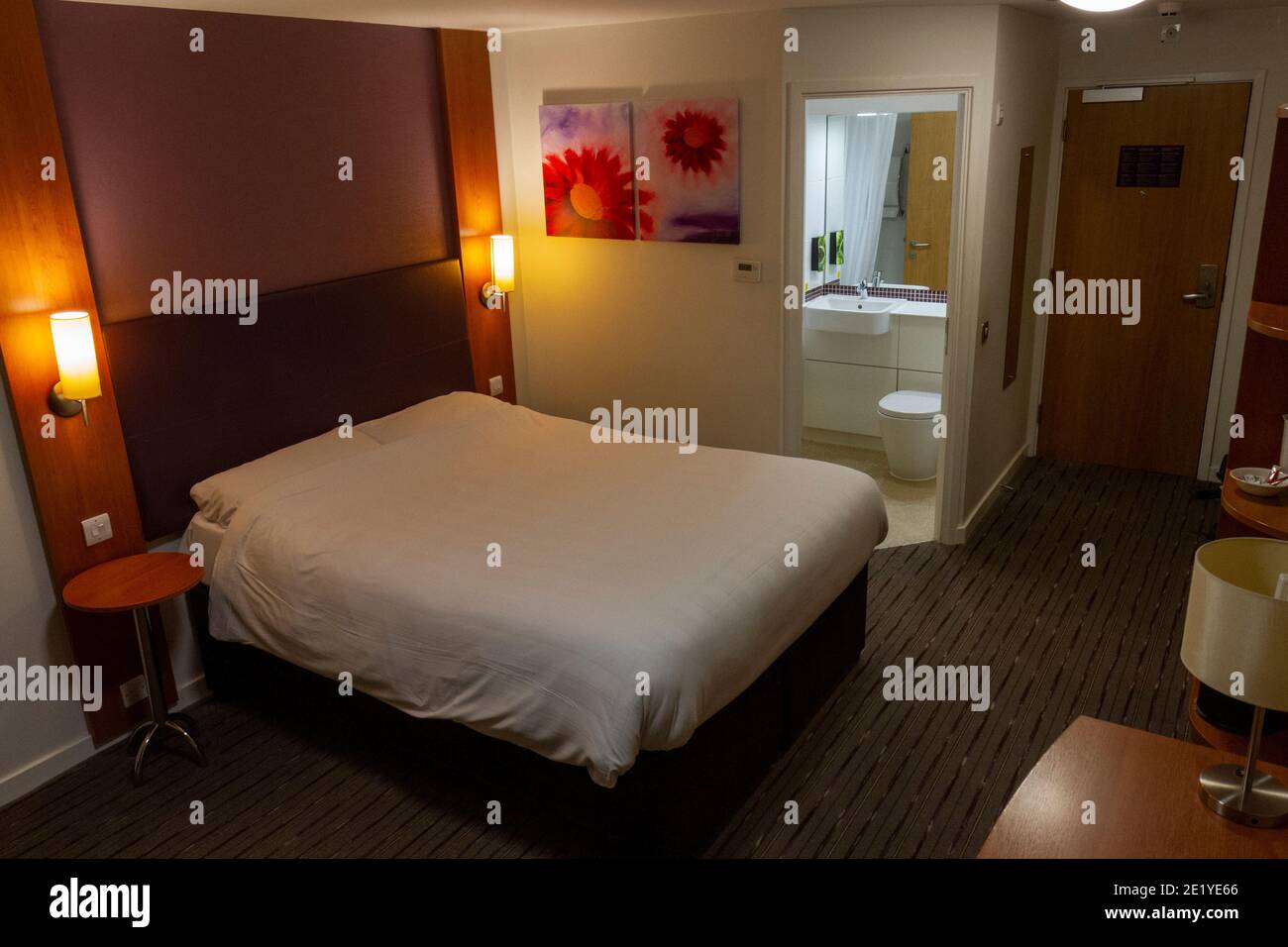 Inside a premier inn hotel hi-res stock photography and images - Alamy