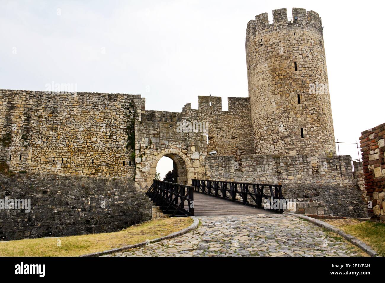 Belgrade fortress stone arch hi-res stock photography and images - Alamy