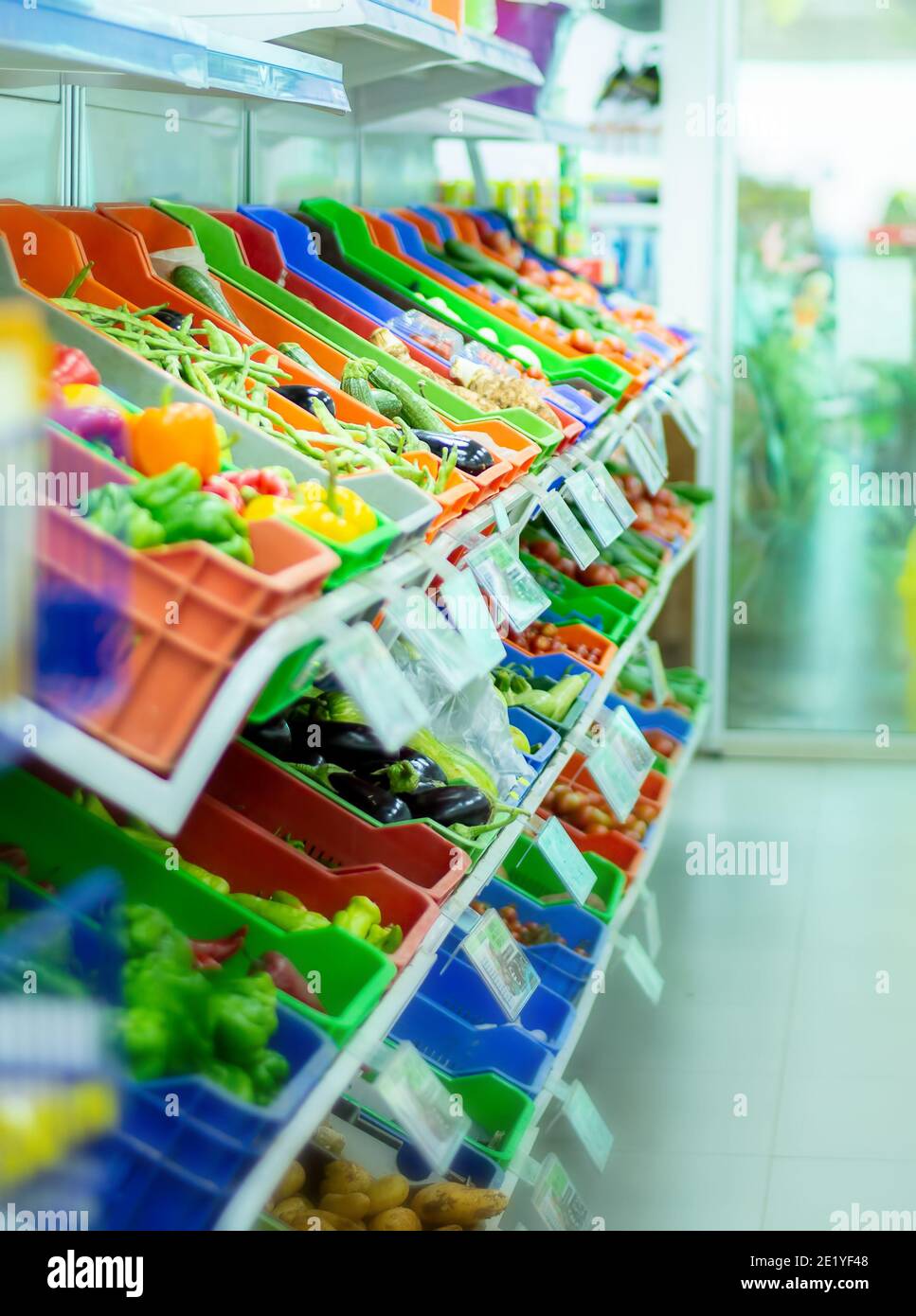 Vegetable aisle in the supermarket Stock Photo - Alamy