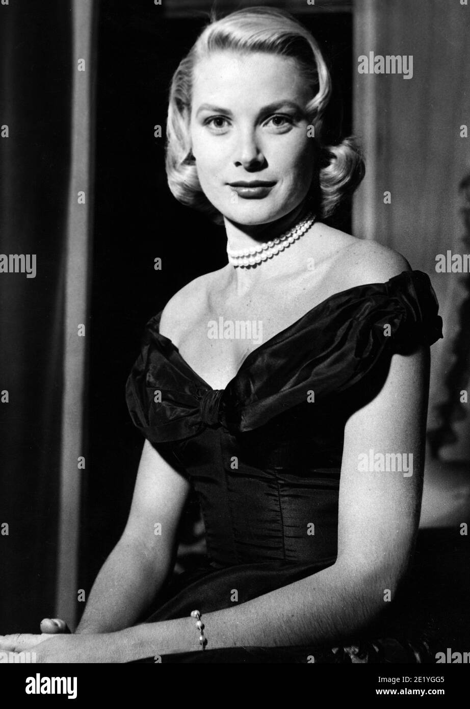 Grace Kelly, circa 1956 / File Reference # 34082-012THA Stock Photo - Alamy