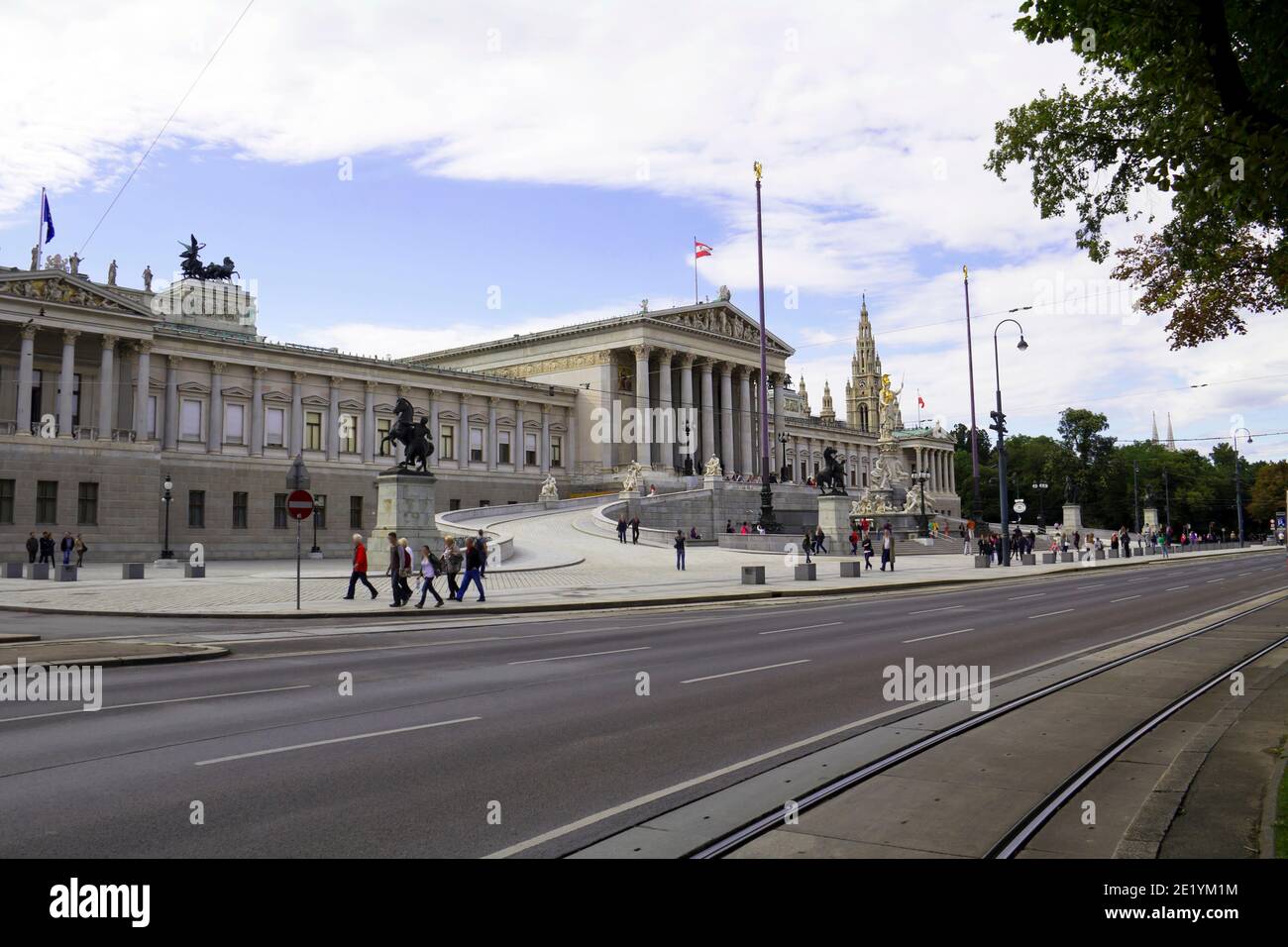 Austrian Parliament building, Vienna Stock Photo - Alamy