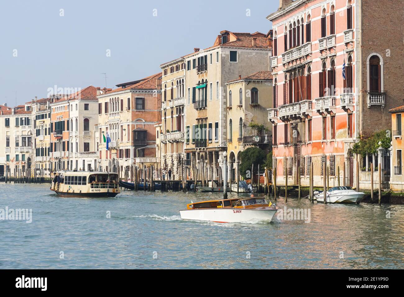 Old traditional Venetian buildings on the Grand Canal in Venice, Italy ...