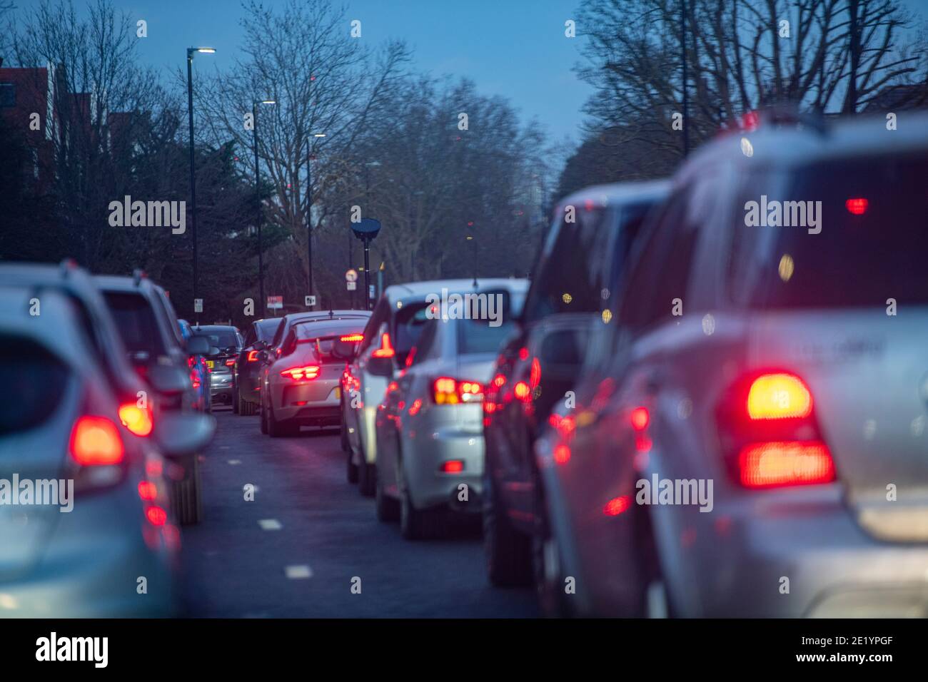 Brake lights at dusk in heavy traffic in London Stock Photo - Alamy