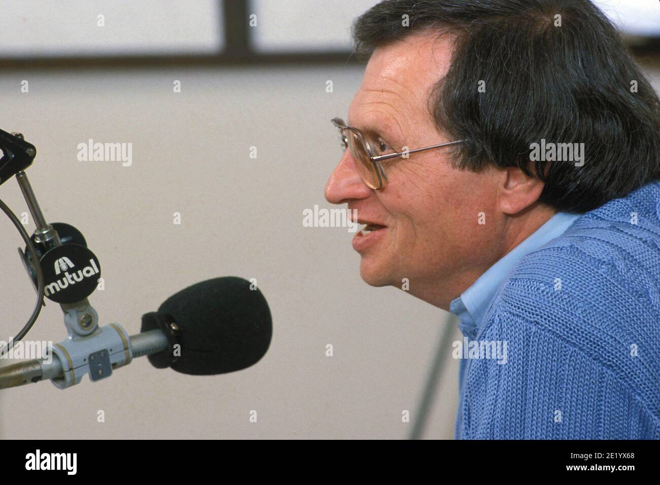 Larry King 1987 Credit: Ralph Dominguez/MediaPunch Stock Photo - Alamy