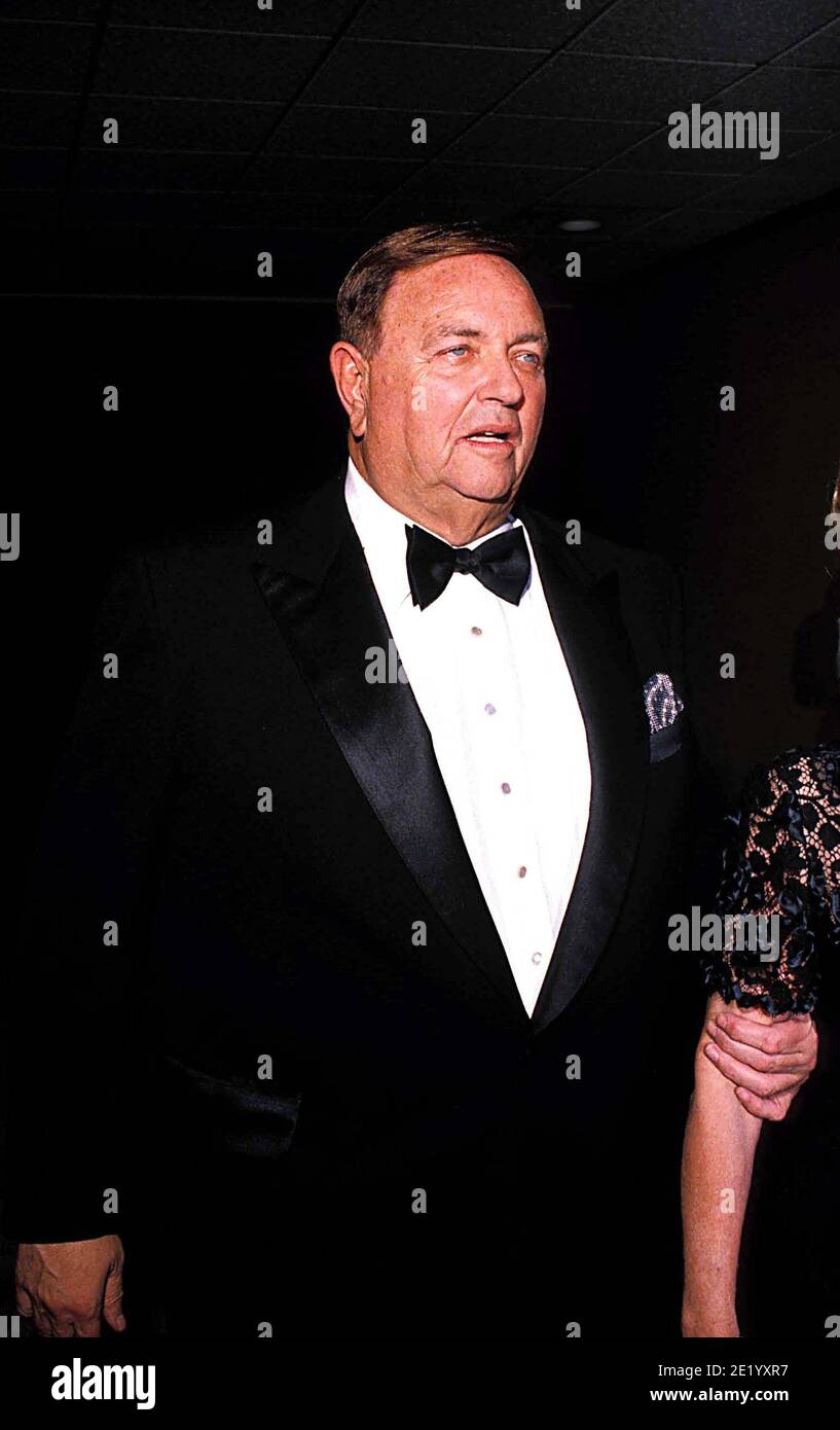 MARVIN DAVIS 1990 Credit: Ralph Dominguez/MediaPunch Stock Photo - Alamy