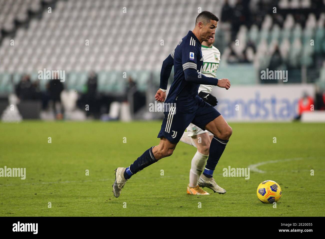 7 cristiano ronaldo juventus goal hi-res stock photography and images ...