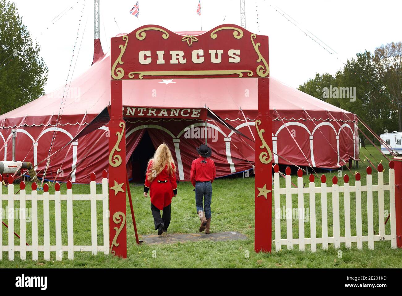 United Kingdom / Newport Pagnell /Pinders Circus / Edward Pinder 11 ...